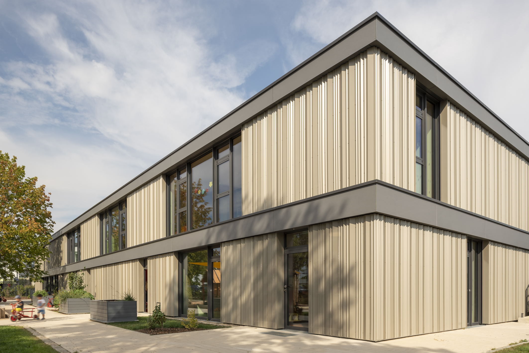 MAAS Profile - Trapezbleche und Wellbleche nach Maß